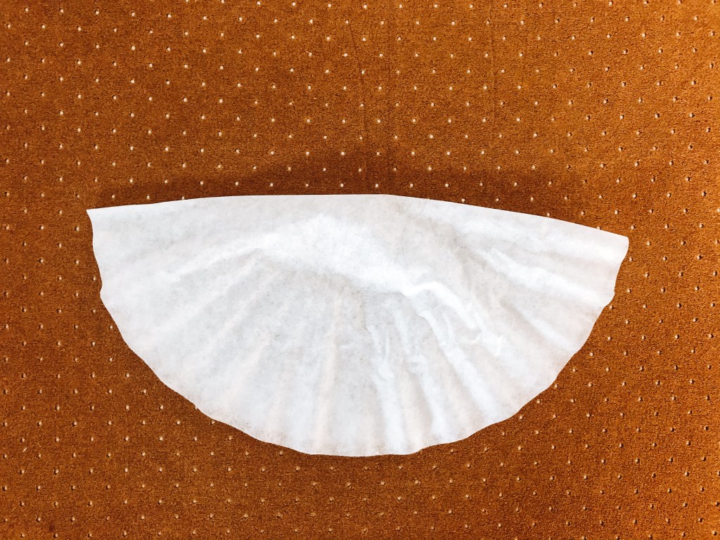 Easy Halloween DIY Decor Idea: Coffee Filter Ghosts – Hygge Inspired